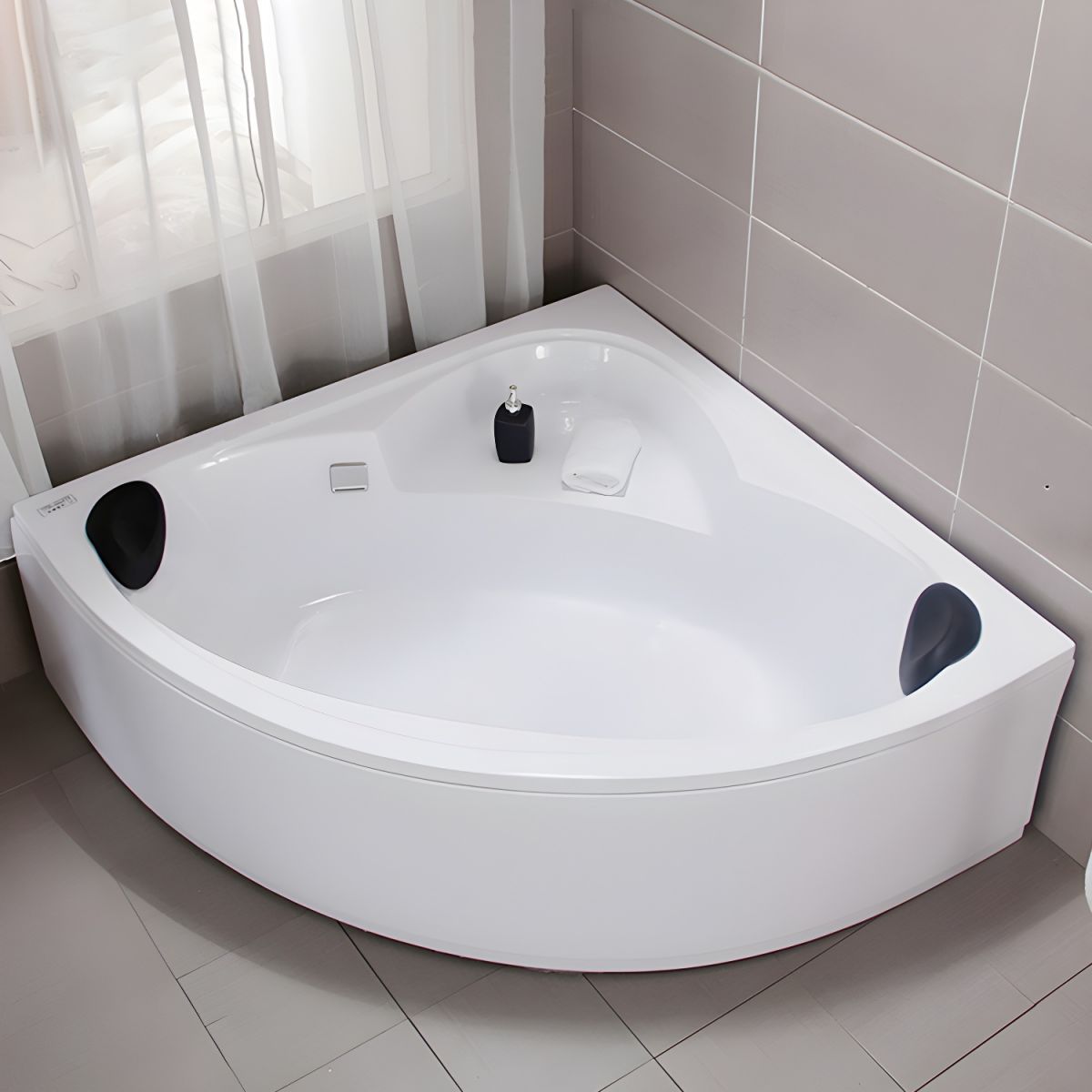Modern Corner White Acrylic Soaking Bathtub with Back to Wall Corner ...